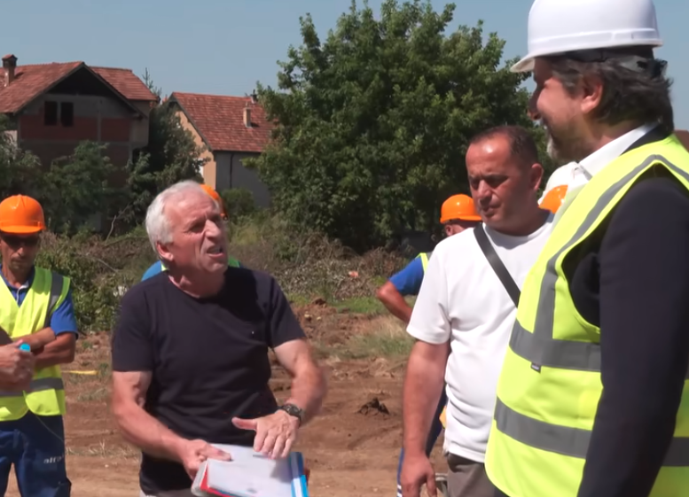 Gurëthemeli i shkollës në Kalabri, Rama përballet me një qytetar: "Në ...