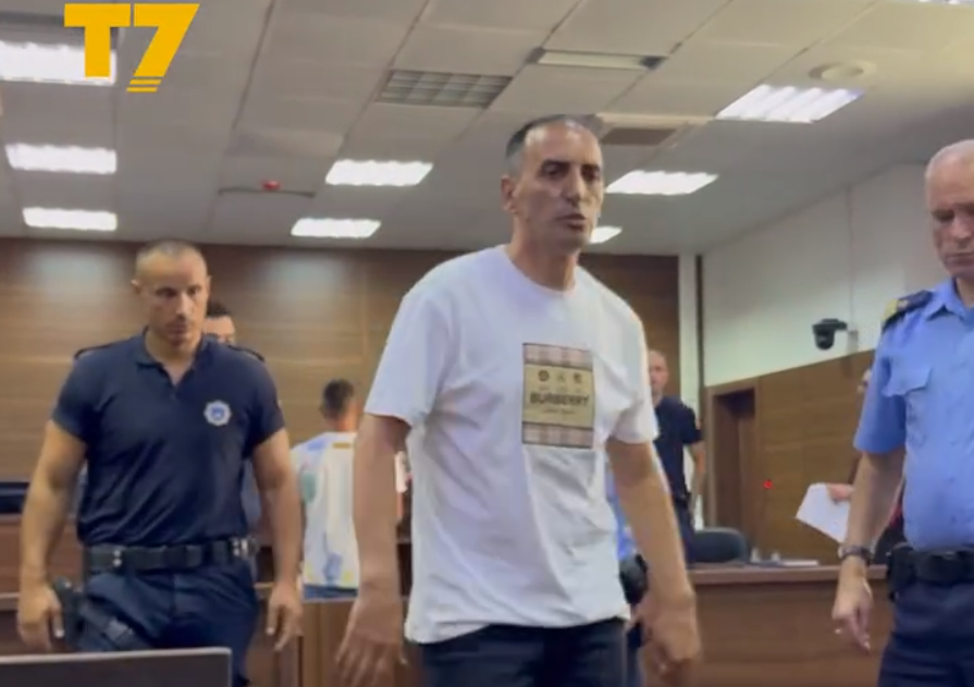 Tensione gjatë gjykimit ndaj Krivaqës, babai i Marigona Osmanit e quan ...