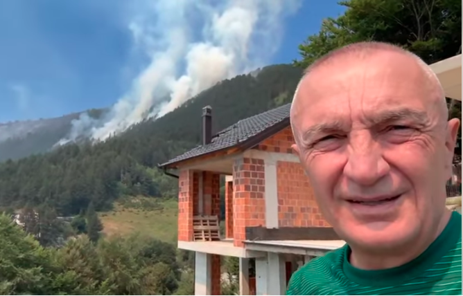 Ilir Meta në Prevallë: Trishtim i madh, po digjet pylli më i bukur - të ...