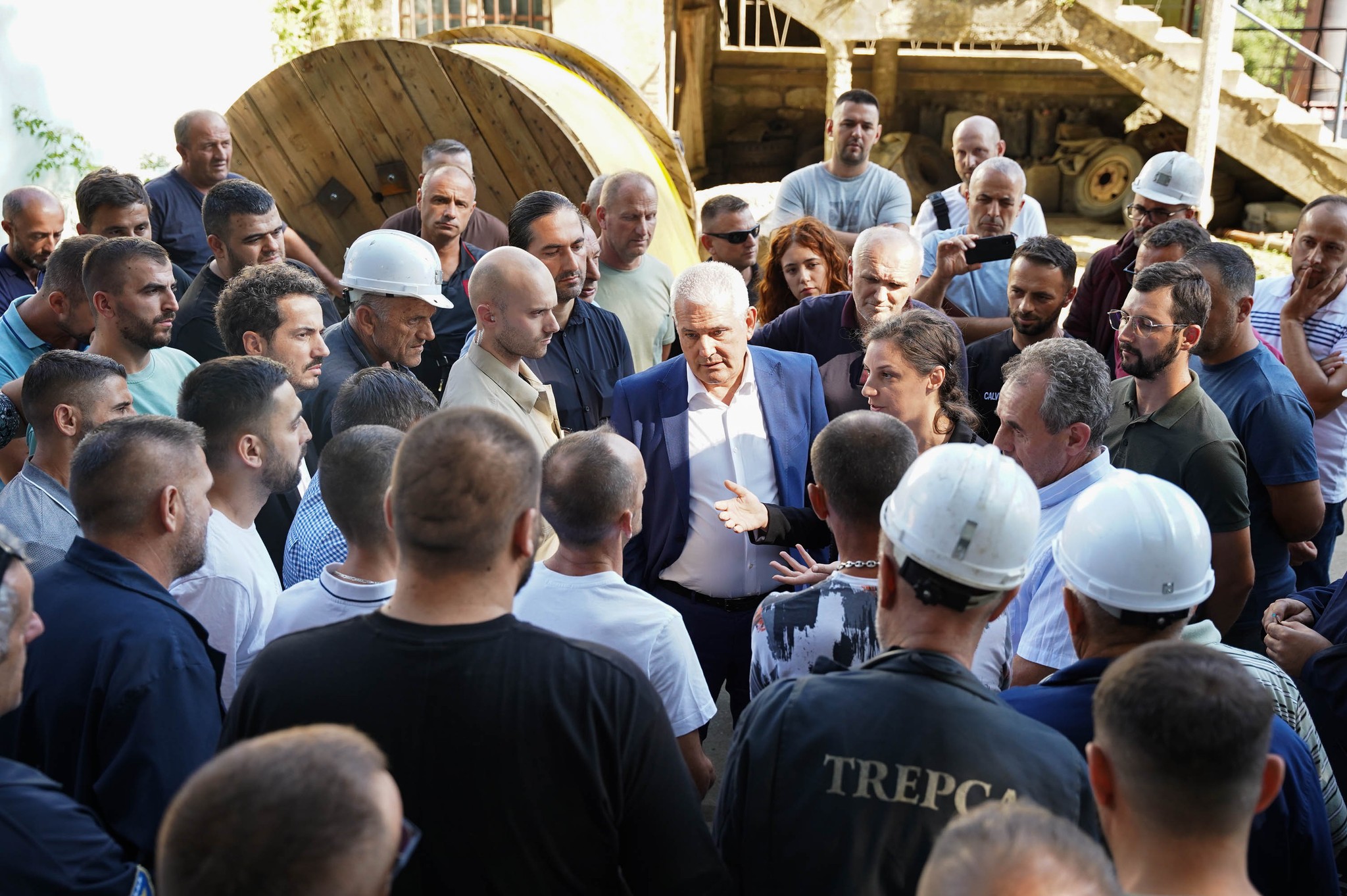 Rizvanolli, minatorëve: Jemi të gatshëm të investojmë, por vetëm kur të ...