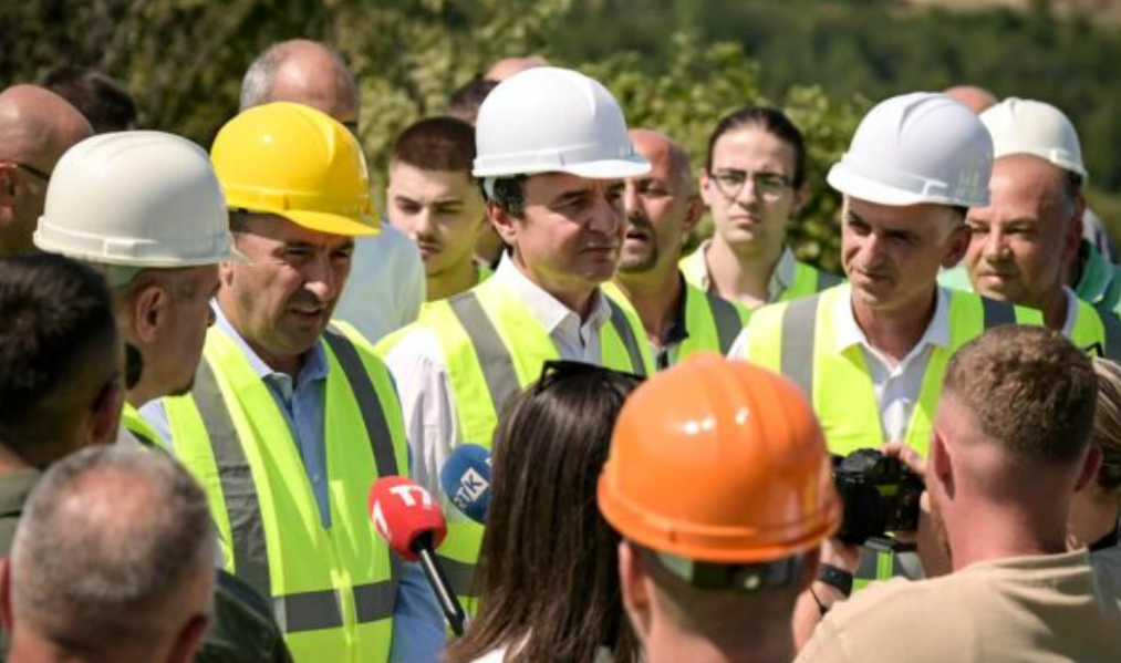 Kurti merr pjesë në nisjen e punimeve të rrugës Prizren -Tetovë: Synimi ...