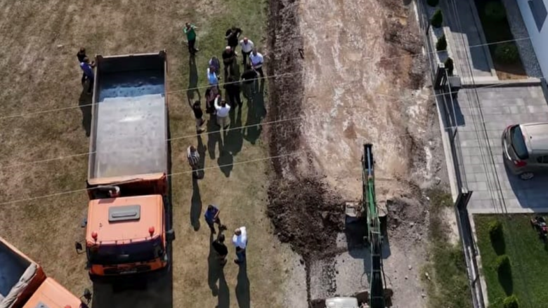 Nis ndërtimi i disa rrugëve në lagjen “Dheu i Bardhë” në Gjilan ...