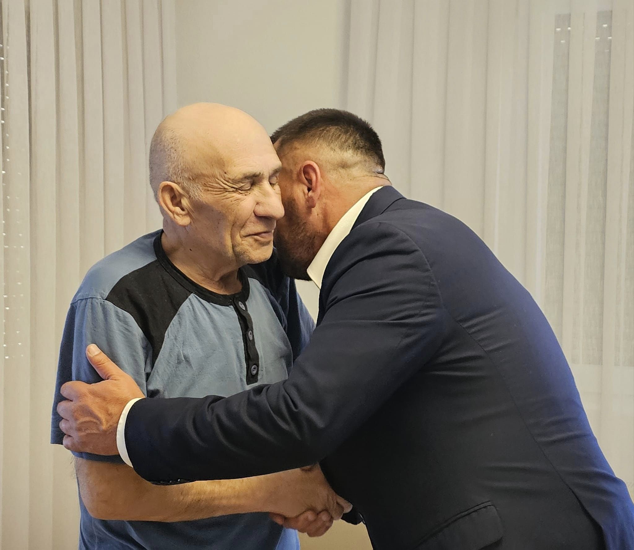 Maqedonci në Gjakovë takon Deli Haxhosaj: Veprimtaria e tij kombëtare ...