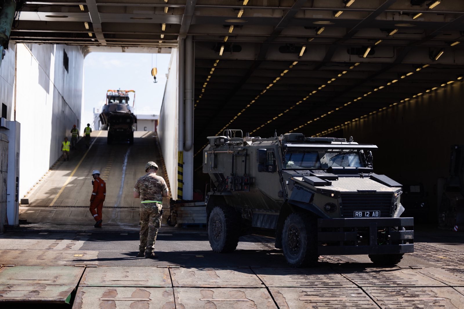 Vazhdon ardhja e ushtarëve nga Mbretëria e Bashkuar, KFOR: Po testohet ...