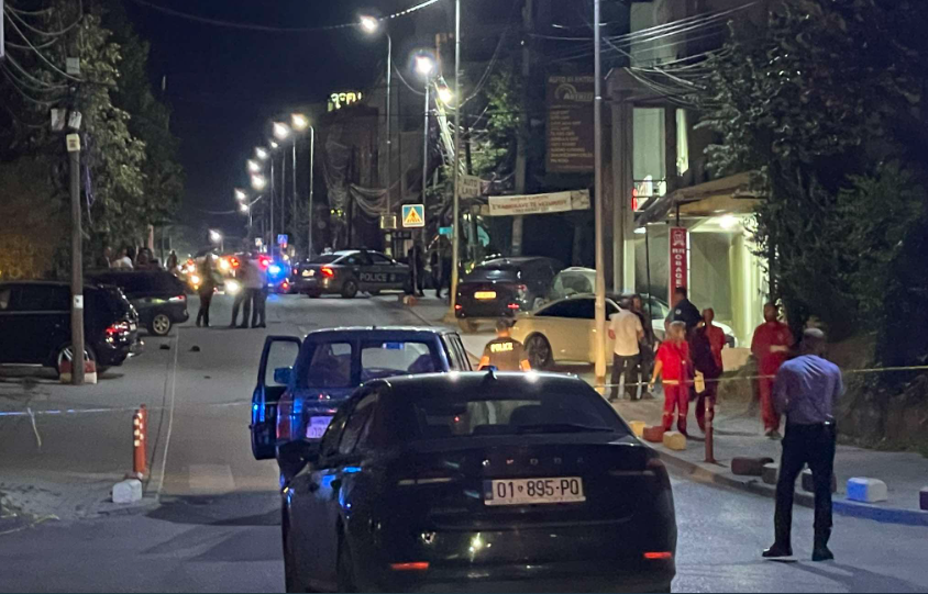 Javën e kaluar, djalit të njërit të dyshuar për vrasjen e mbrëmshme në ... Javën e kaluar, djalit të njërit të dyshuar për vrasjen e mbrëmshme në ...