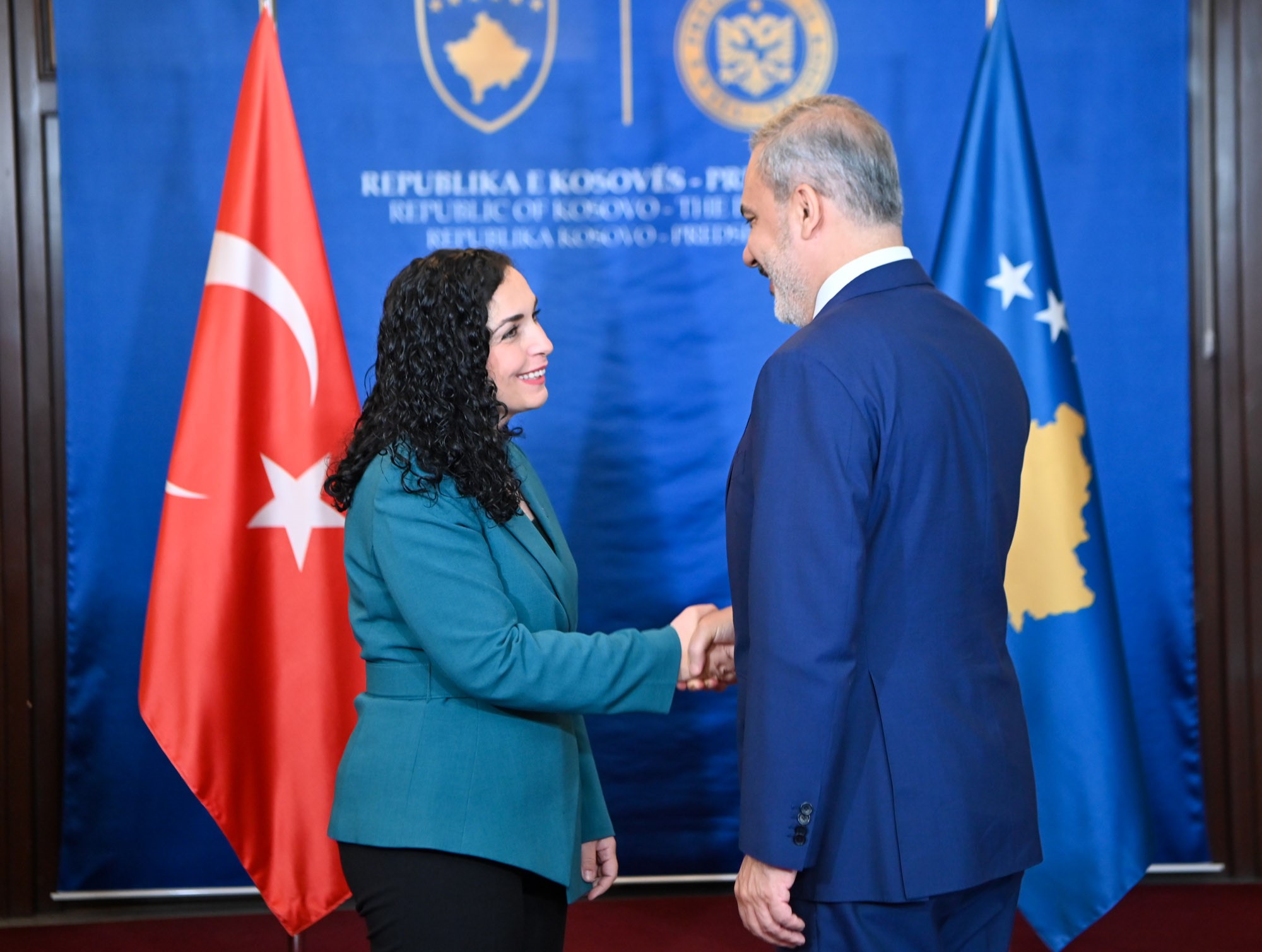 Osmani pas takimit me ministrin turk: Folëm për bashkëpunim në politikë ...