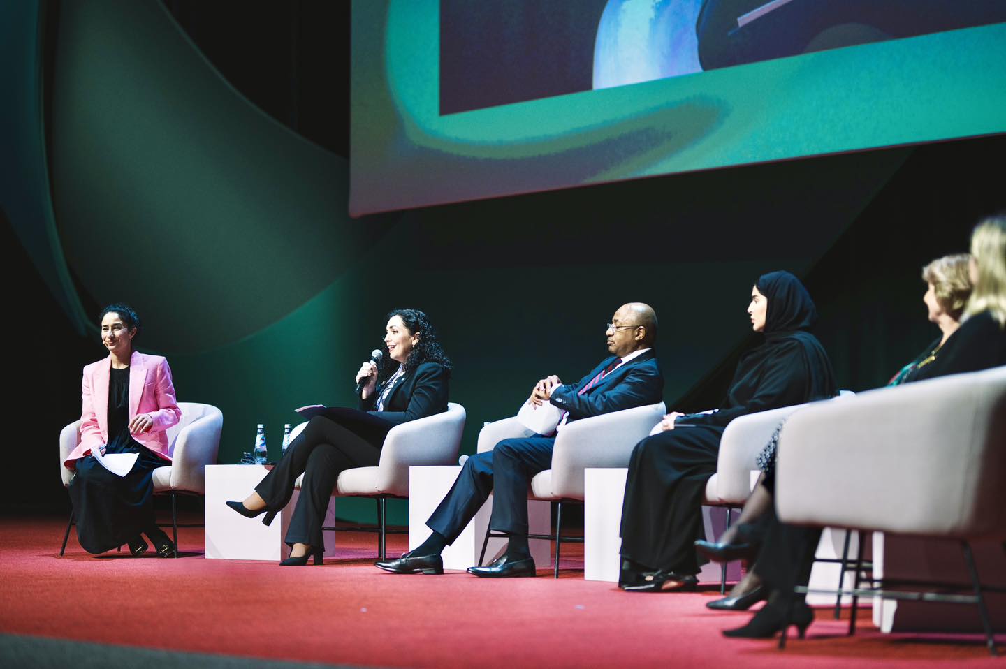 Osmani në Doha: Familja ka qenë bërthama më e fortë që mbajti gjallë ...