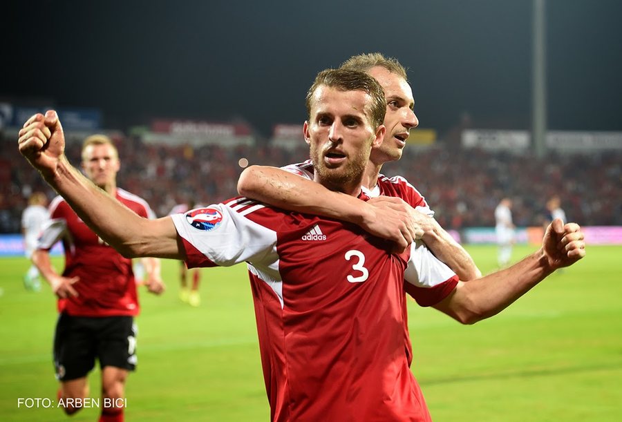 Ermir Lenjani përshëndetet me Kombëtaren: 10 vite Kuqezi, 10 vite ...