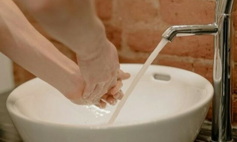 Mjekët: Nëse doni të mbroni veten nga ftohja, filloni të praktikoni një ...