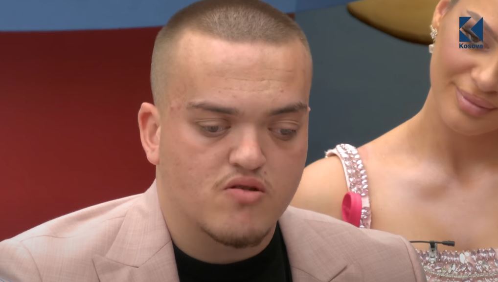 Burimi: Besoj shumë tek Zoti se do të vjen edhe dashuria - Gazeta Express