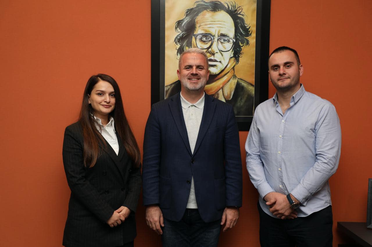 Visar Azemi njofton se LDK-së i bashkohen dy arkitektë: Kontribuuan në ...