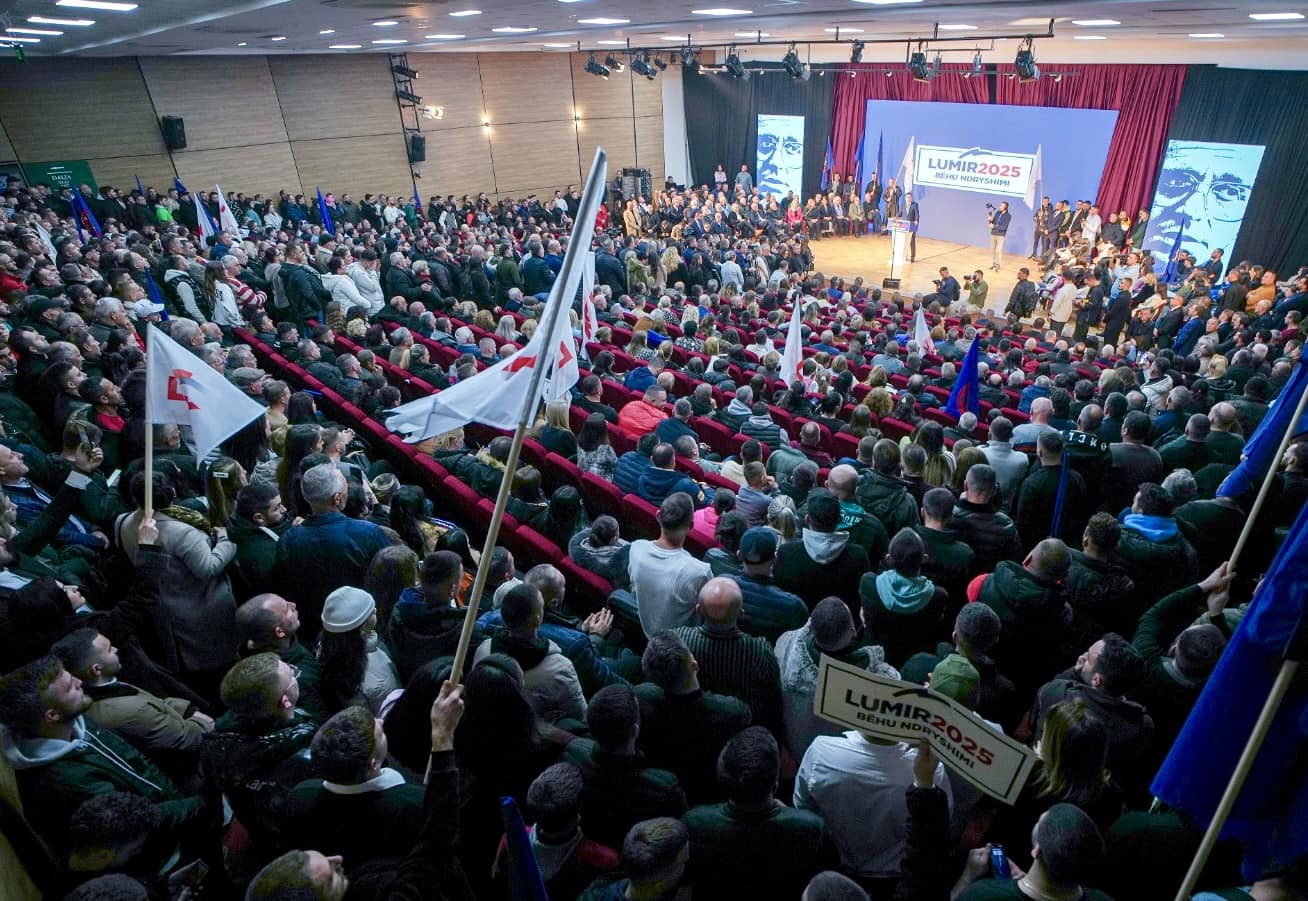 LDK sot mban “Turneun e Ndryshimit” në Gjakovë - Gazeta Express