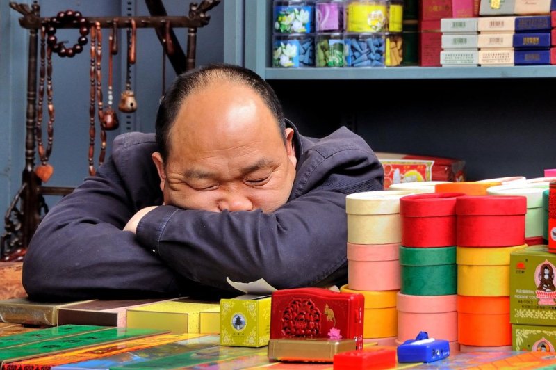 Studim: Gjumi i tepruar gjatë ditës mund të çojë në demencë - Gazeta ...