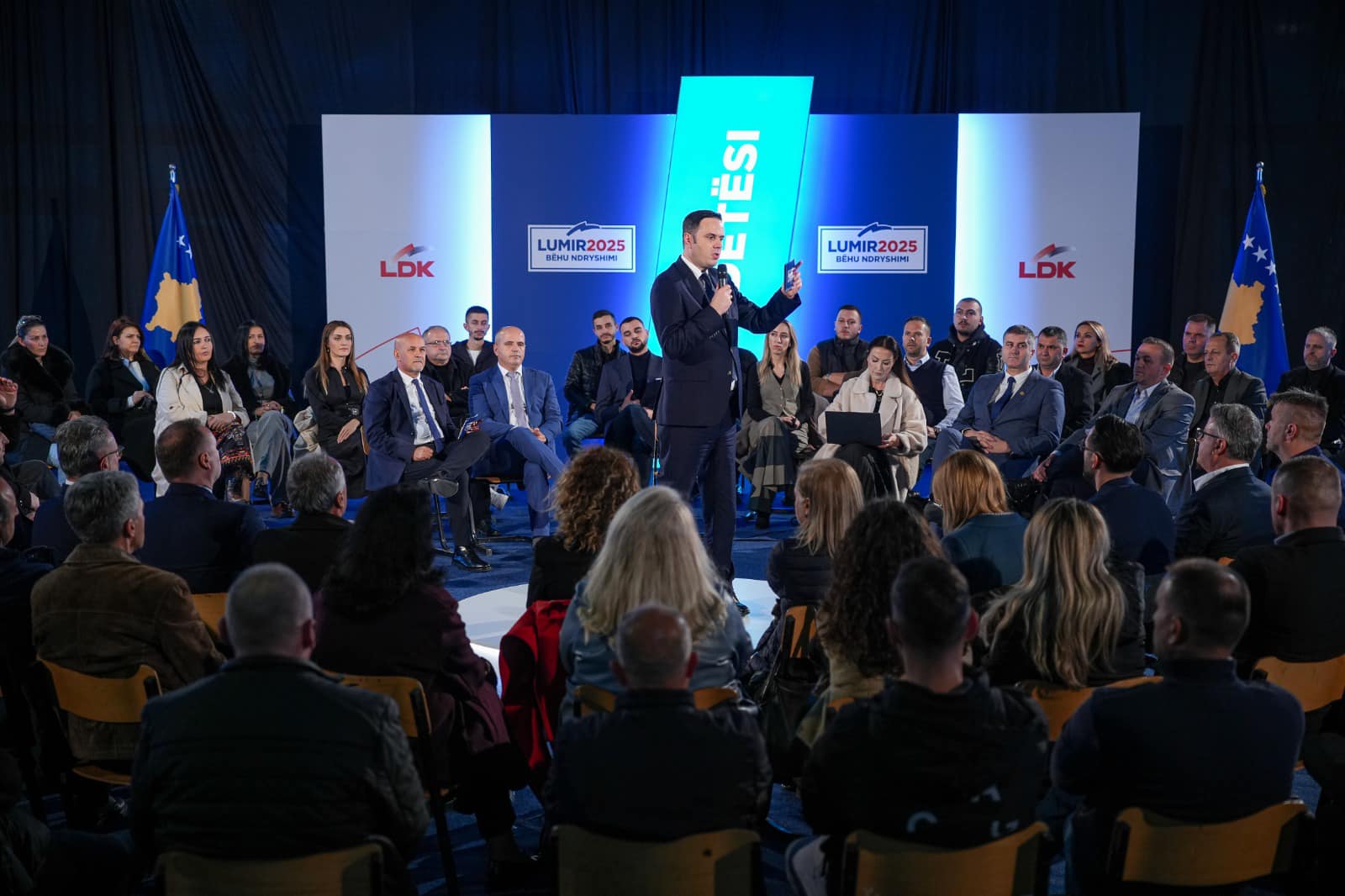 Gazeta Express - LAJMI I FUNDIT