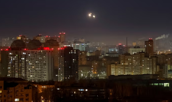 Rusia sulmon Ukrainën me numrin më të madh të dronëve të lëshuar gjatë ... Rusia sulmon Ukrainën me numrin më të madh të dronëve të lëshuar gjatë ...