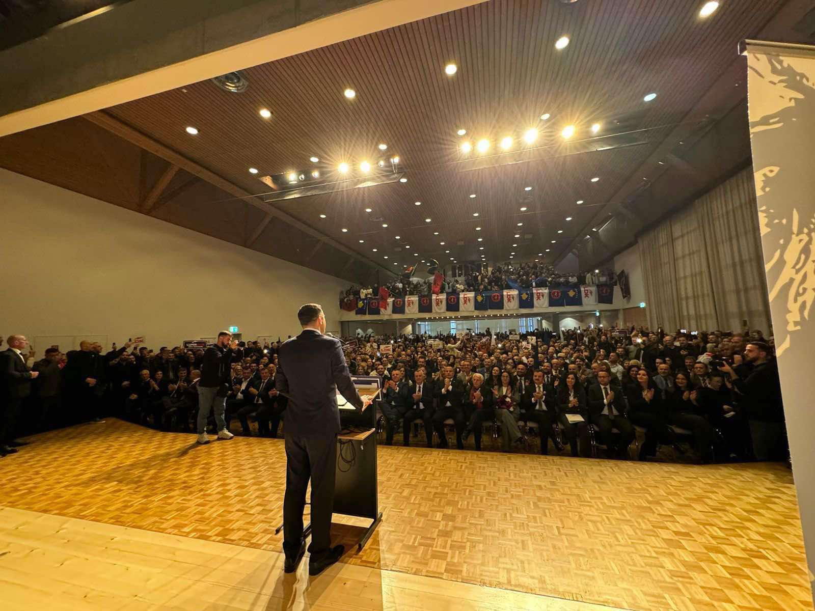 Abdixhiku para mërgimtarëve në Olten të Zvicrës: Faleminderit për ...
