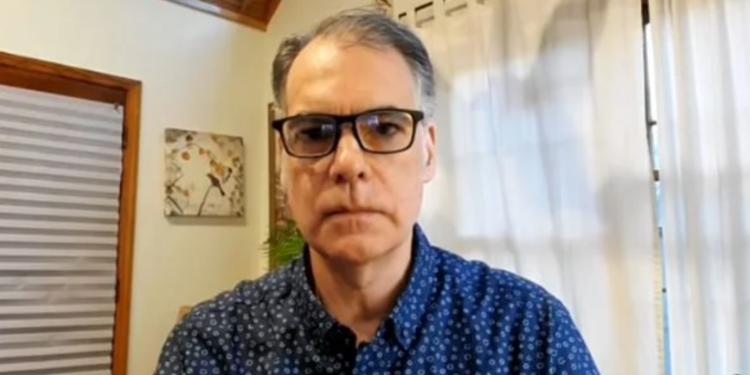 Flet për herë të parë ish-bashkëshorti i Parashqevi Simakut: Arsyet e ...