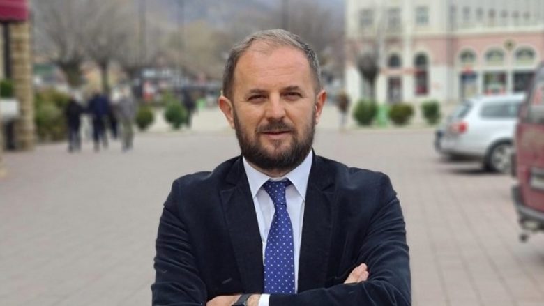 Analisti Gazmir Raci i bashkohet Vetëvendosjes - Gazeta Express