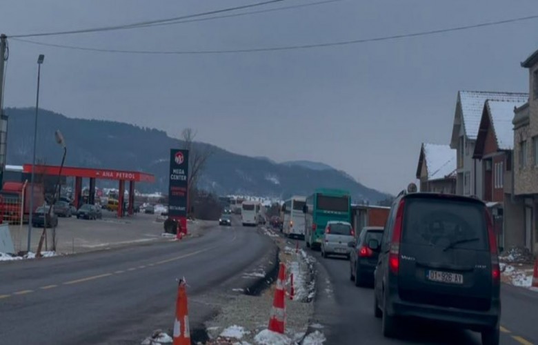 Pezullohet aktiviteti i linjave Podujevë-Prishtinë - Gazeta Express