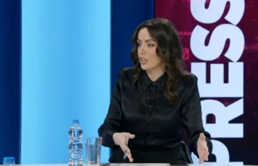 “Fytyra e vërtetë e Vetëvendosjes – Nuk e ka respektu as flamurin e Shtetit”, Veriu është ...