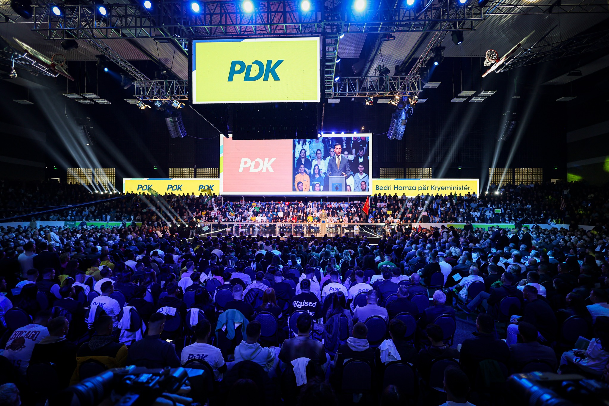 PDK nesër e hap fushatën në Sallën ‘‘1 Tetori’’: Kosova mundet ma mirë - Gazeta Express