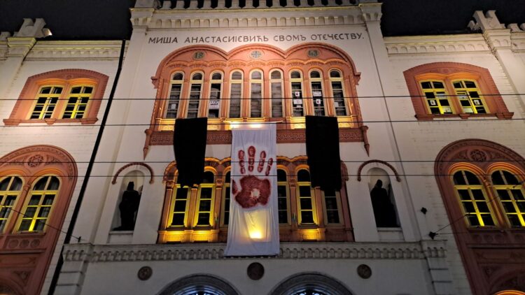 Rektorati i Universitetit të Beogradit refuzon ftesën e Vuçiqit për ...