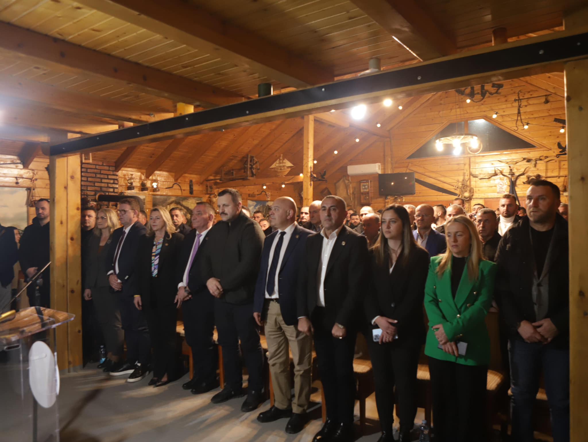 Gjini: Nëse e don vendin dhe popullin, Kurti jep dorëheqje - Gazeta Express