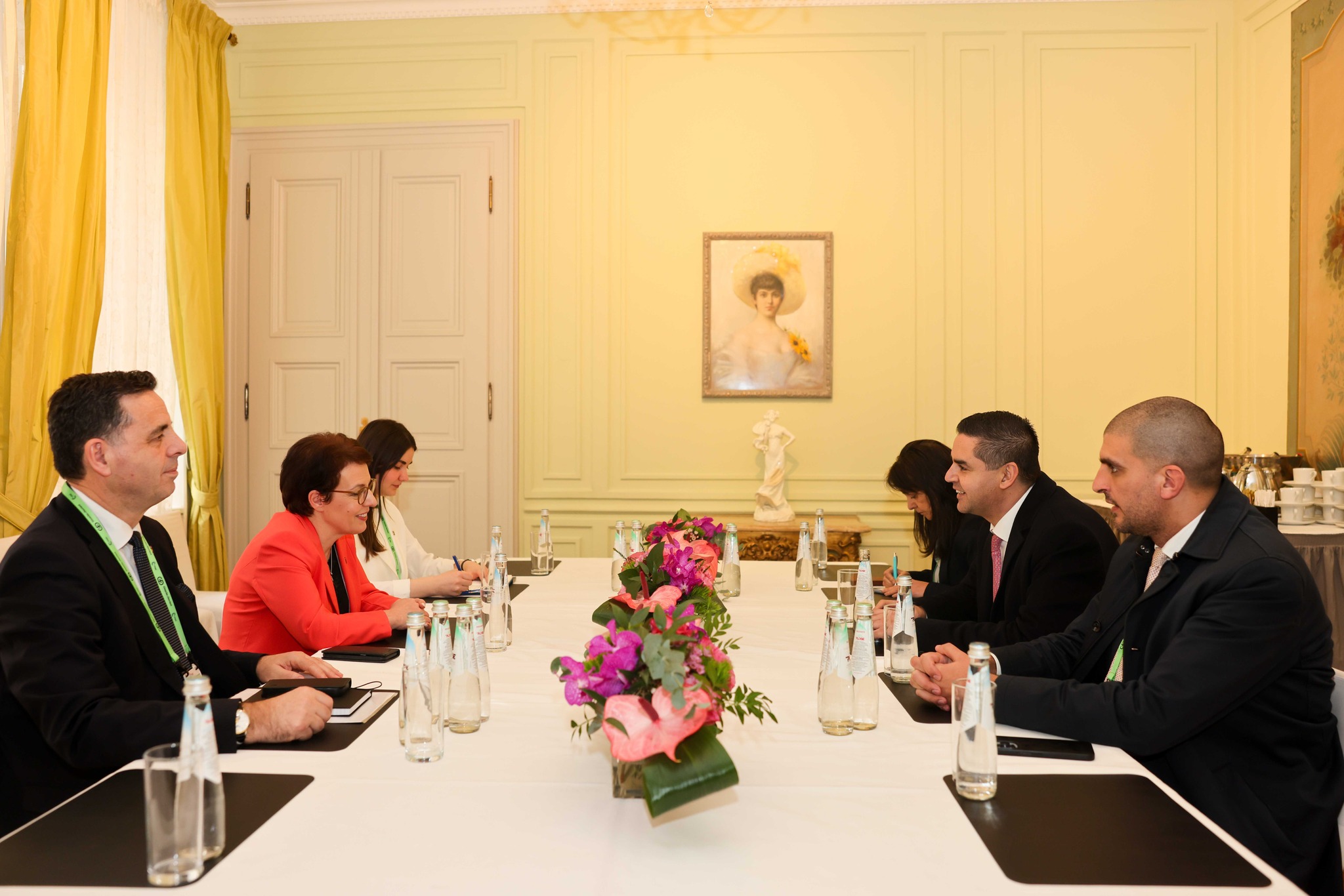 Gërvalla takon homologun e saj nga Malta: E ardhmja jonë është në BE ...
