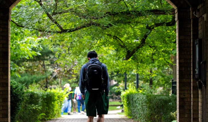 Kanadaja shkurton numrin e pranimit të studentëve të huaj - Gazeta Express