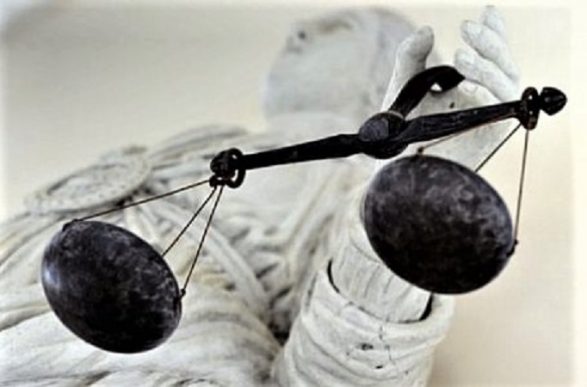 Causidicus Kosovarensis: Dilationem auditionum a defectu coordinationis ...