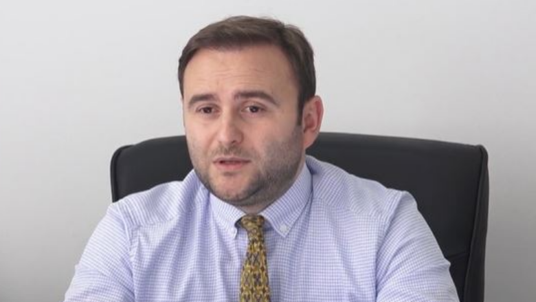 Ndalohen për 48 orë kryeinspektori dhe një zyrtar tjetër i ...