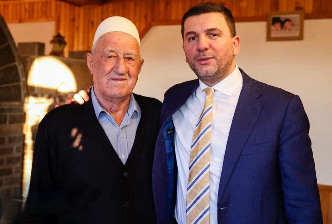 Vdekja e babait të Thaçit, Krasniqi: Nuk u shua vetëm një njeri - por ...