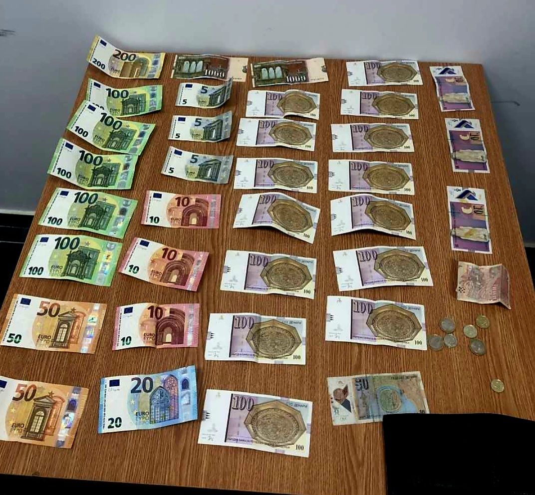 Qytetari gjenë kuletën me para e dokumente në Han të Elezit, e dorëzon ...