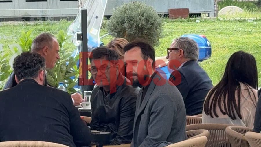 Nait Hasani i vazhdon takimet me VV'në, shihet me Arben Vitinë dhe ...
