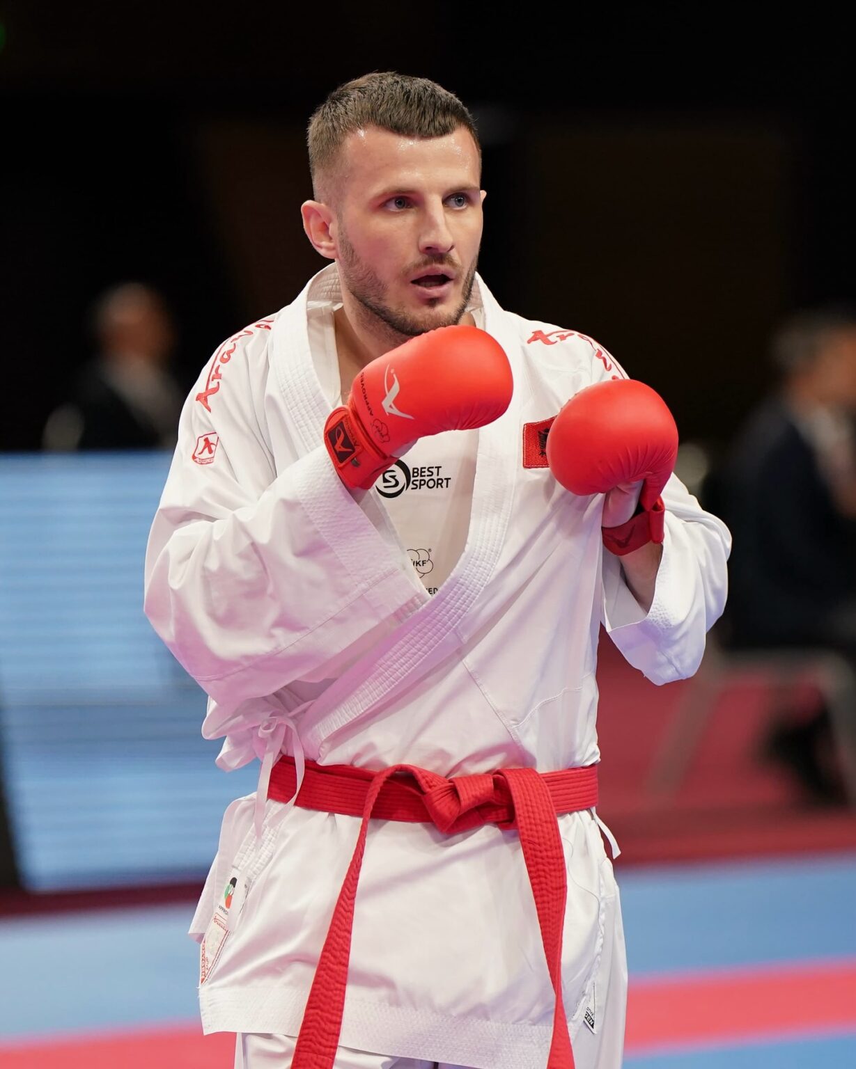 Orges Arifi i siguron medalje Shqipërisë, karateisti nga Kosova shkon ...