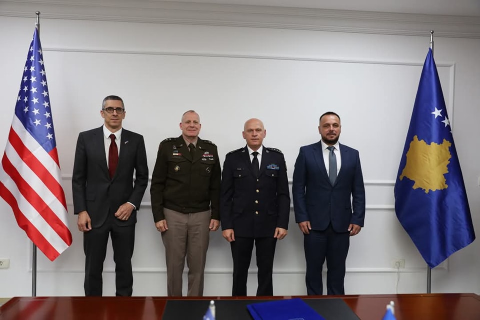 Nënshkruhet Marrëveshja CISMOA ndërmjet FSK dhe Komandës Evropiane të ...