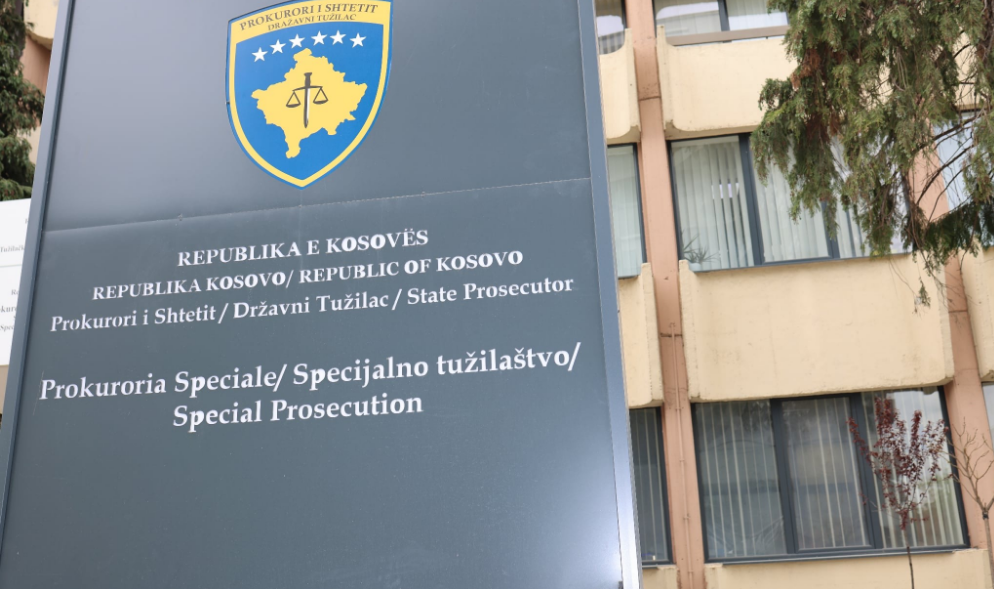 Sulmet nga pushteti për rastin e Pecit, Shoqata e Prokurorëve: E ...