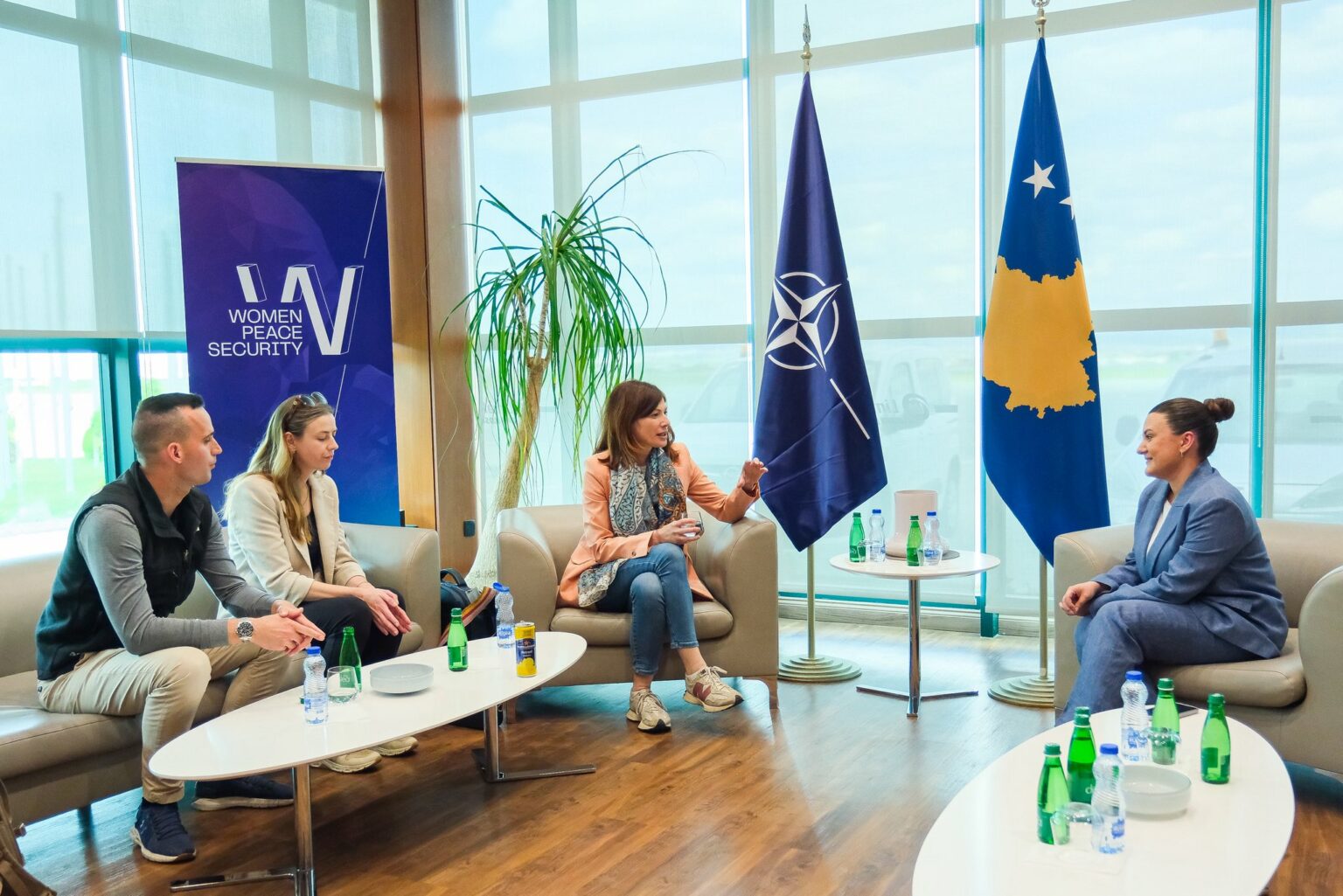 Përfaqësuesja Speciale e Sekretarit të Përgjithshëm të NATO-s vjen në Kosovë - Gazeta Express