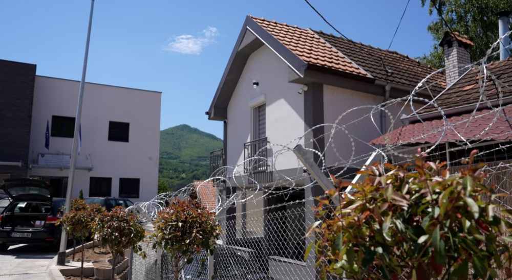 Rashiq e kryetari i Leposaviqit Hetemi arrijnë marrëveshje për ...
