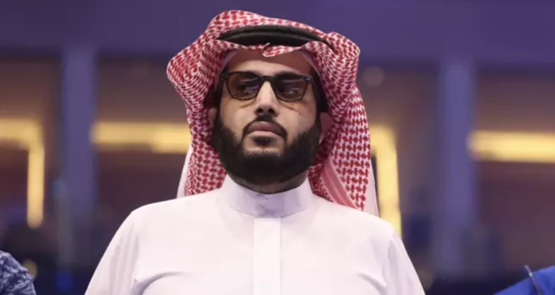 Turki Alalshikh thyen heshtjen sa i përket planëve të tij për të blerë ...